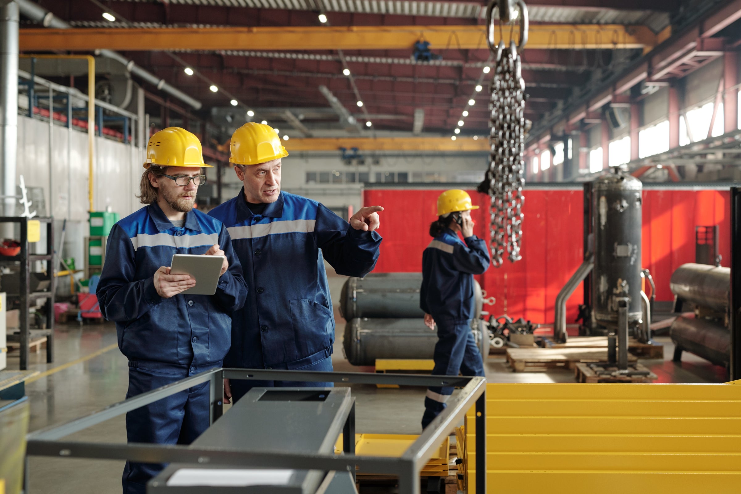 Improving Workplace Ergonomics with Tool Balancers – www ...