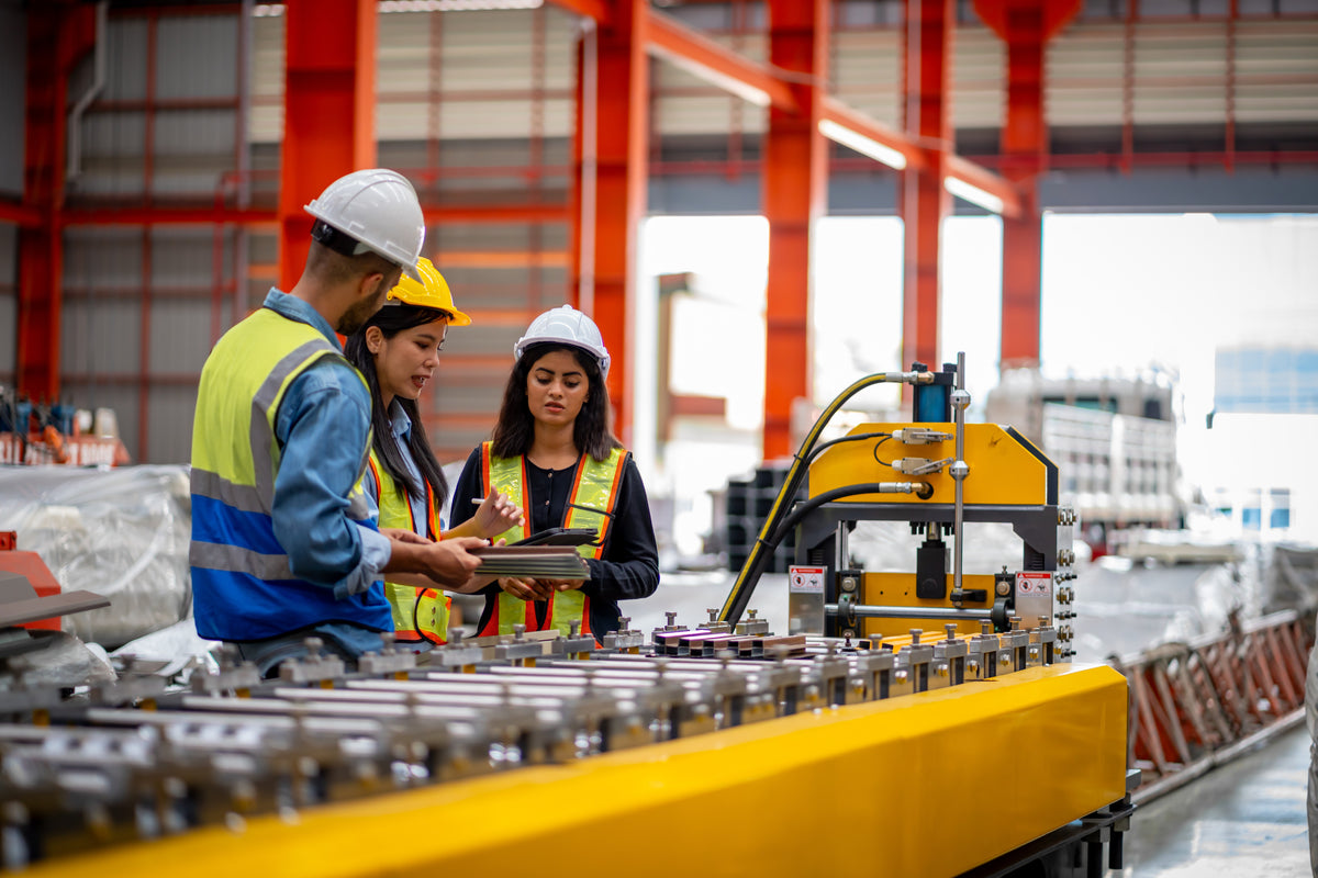 How Manufacturing and Assembly Lines Can Benefit from a Tool Balancer ...